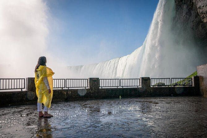 Niagara Falls, Boat Ride & Journey Behind the Falls - Holiday Inspiration